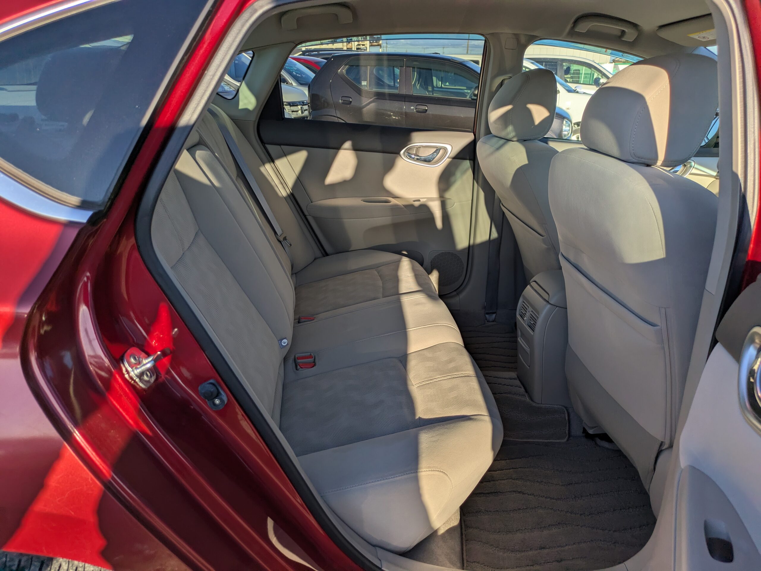 NISSAN SYLPHY - KDG Namibia - Cars